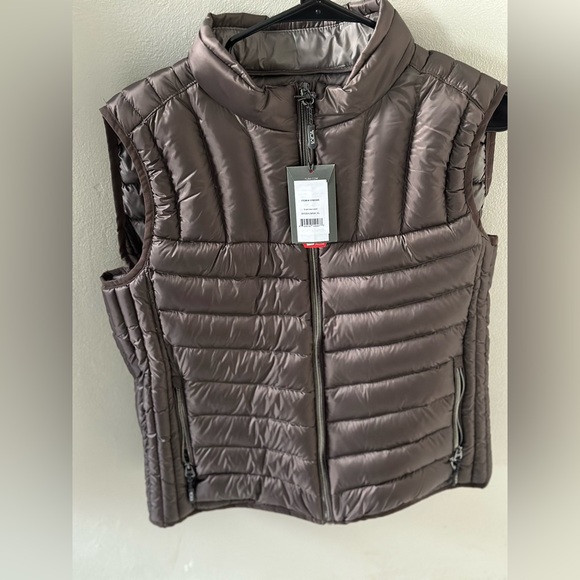 Tumi | Jackets & Coats | Tumi Packable Puff Vest Nwt Xl | Poshmark